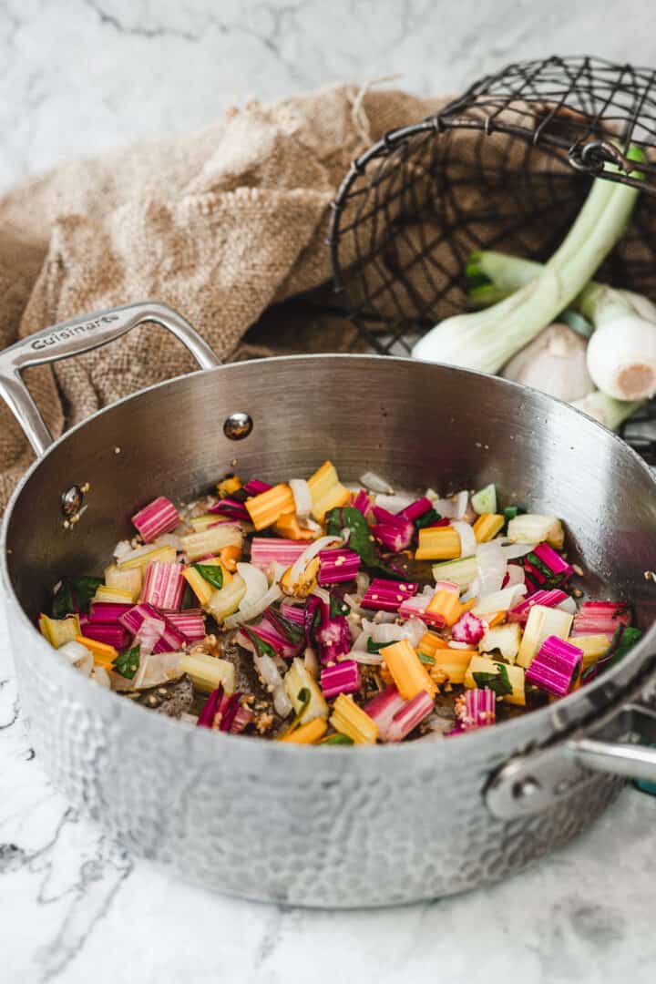 How to cook sauteed Swiss rainbow chard with garlic