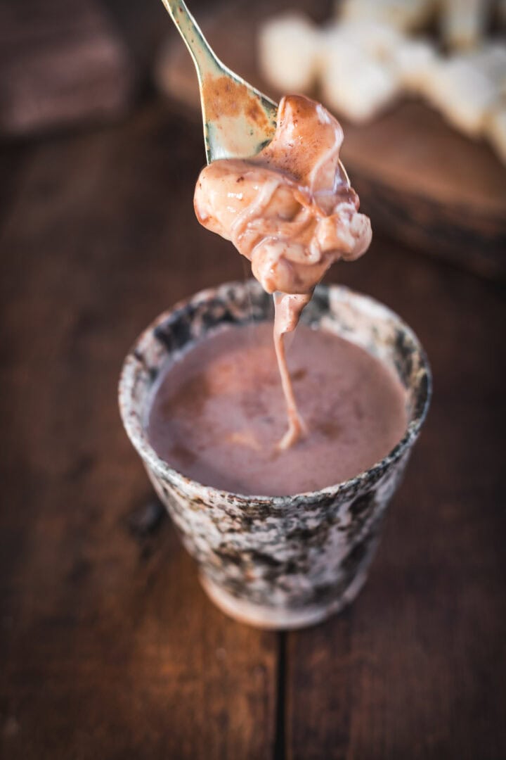 Colombian Hot Chocolate : At the Immigrant's Table