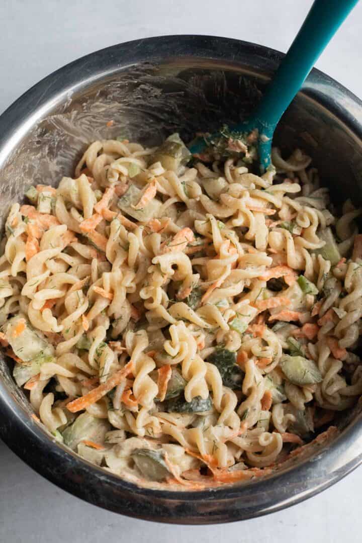 The viral pickle pasta salad that stays creamy until the last bite