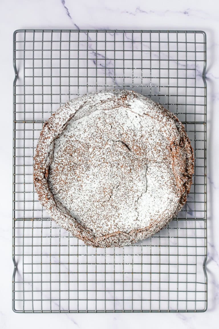 This Flourless Chocolate Torte Is The Cake To Make In A Rush